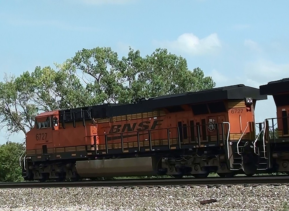 BNSF 6727